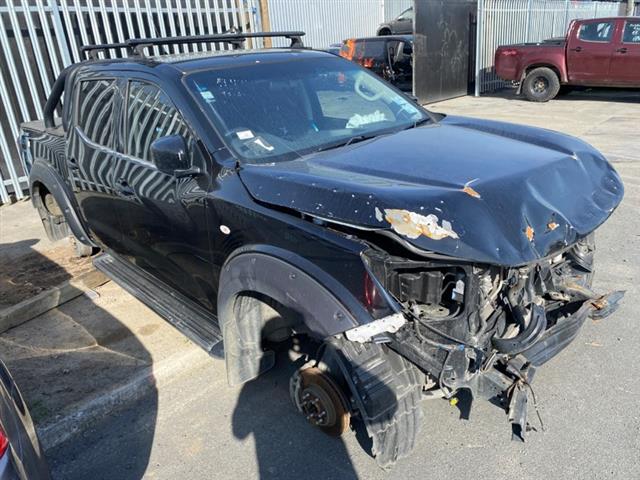 Nissan Navara D23 MNT 4WD 08/2015-2021